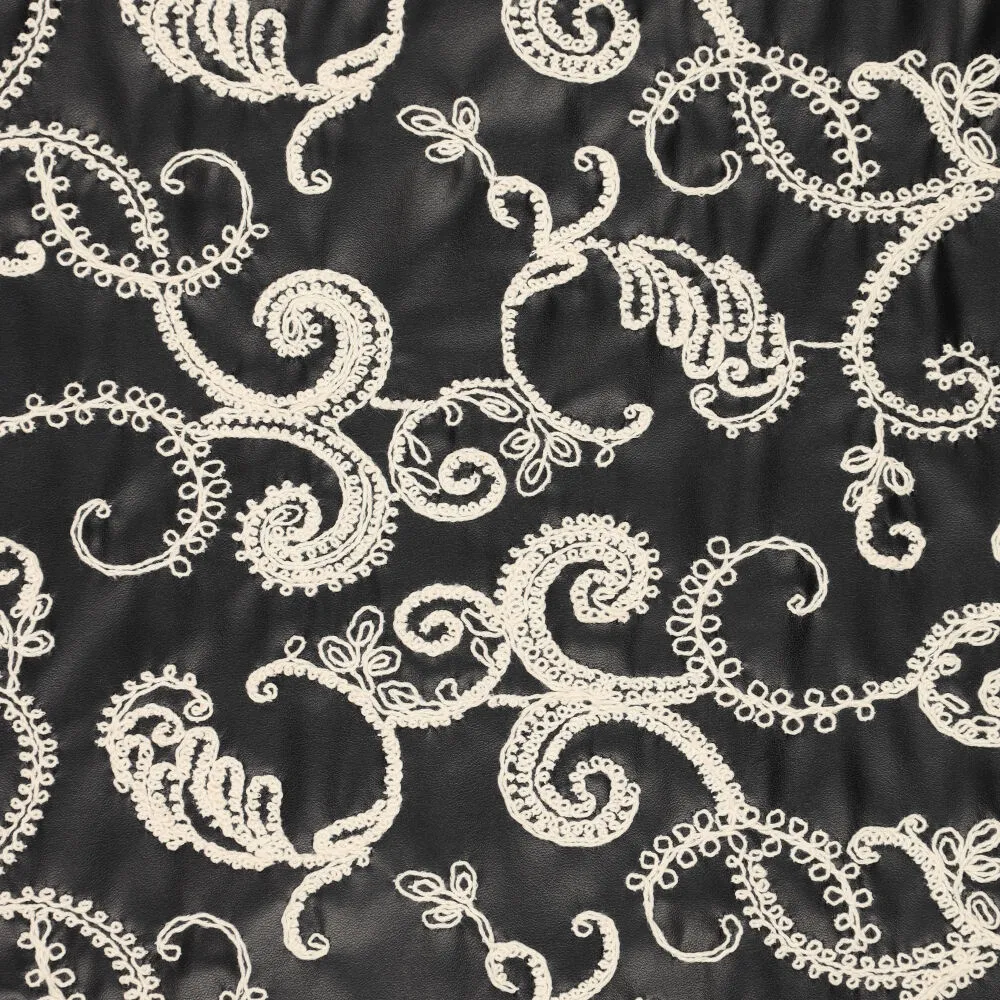 23208 Paisley EMB Vegan Leather | Knipidee.nl - Color code: 998